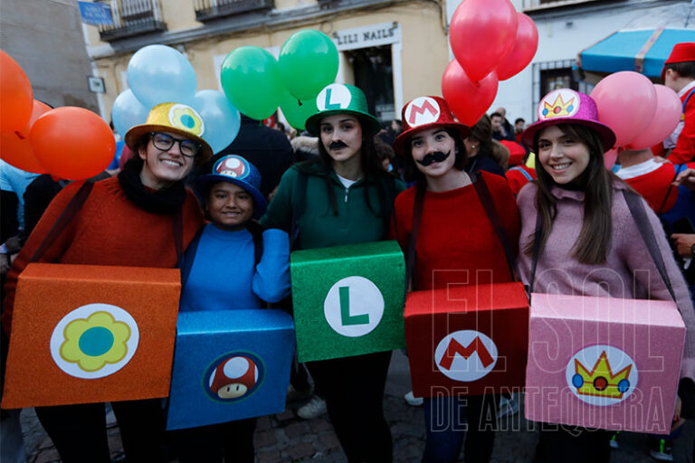 Mario Espárraga y María Carrasco ganan la San Silvestre de Antequera de ...
